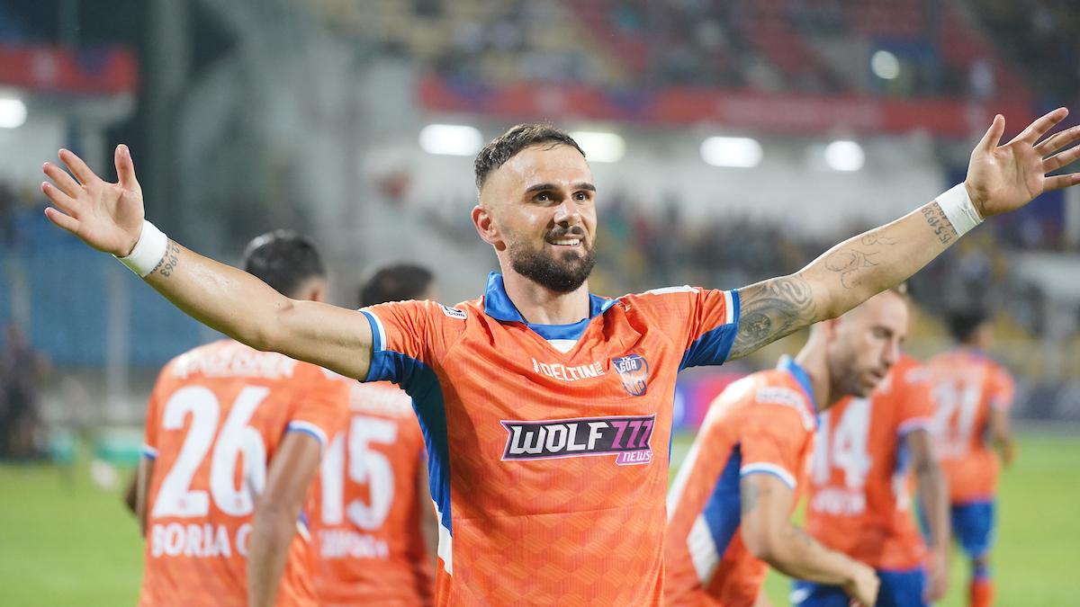 ISL 2024-25: FC Goa comes from behind to snatch 3-3 draw against NorthEast United FC - Sportstar